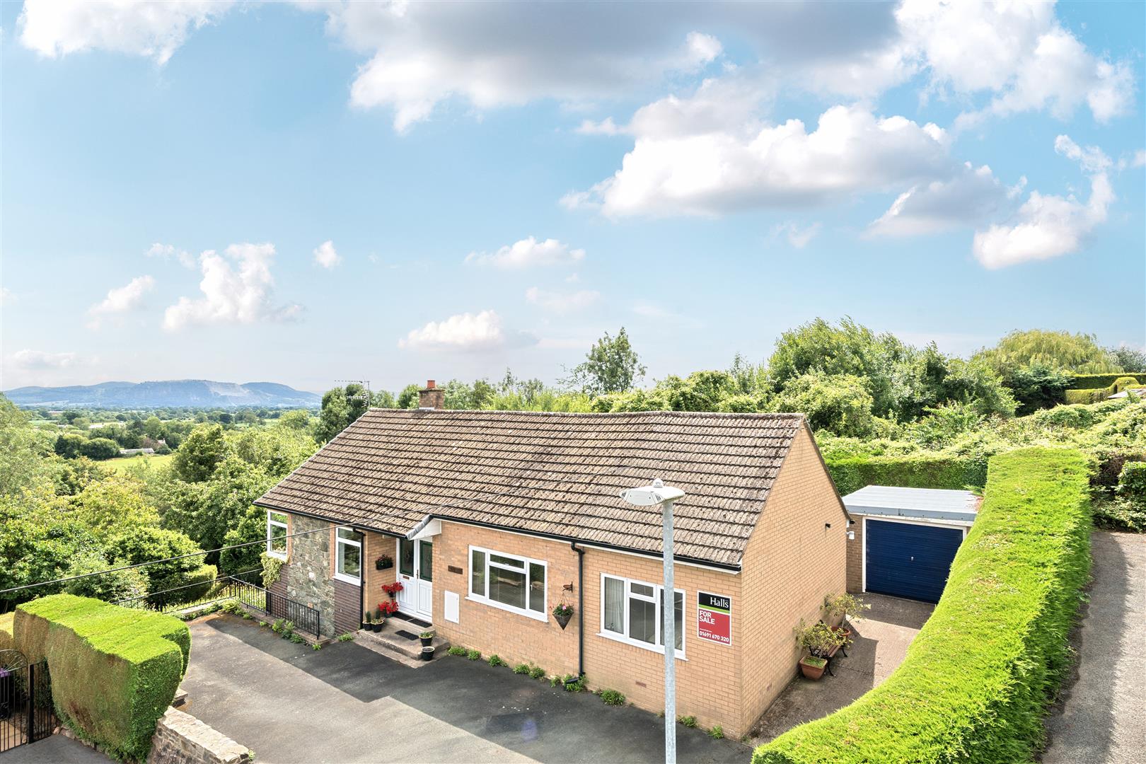 Uplands, Rhiew Revel Lane, Oswestry, SY10 8JU | Estate Agents & Auctioneers